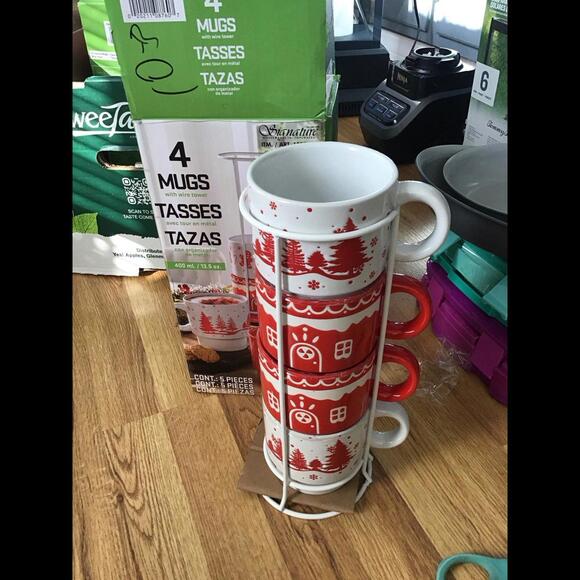 Dining | Signature Housewares Set Of 4 Mugs With Wire Stand | Poshmark